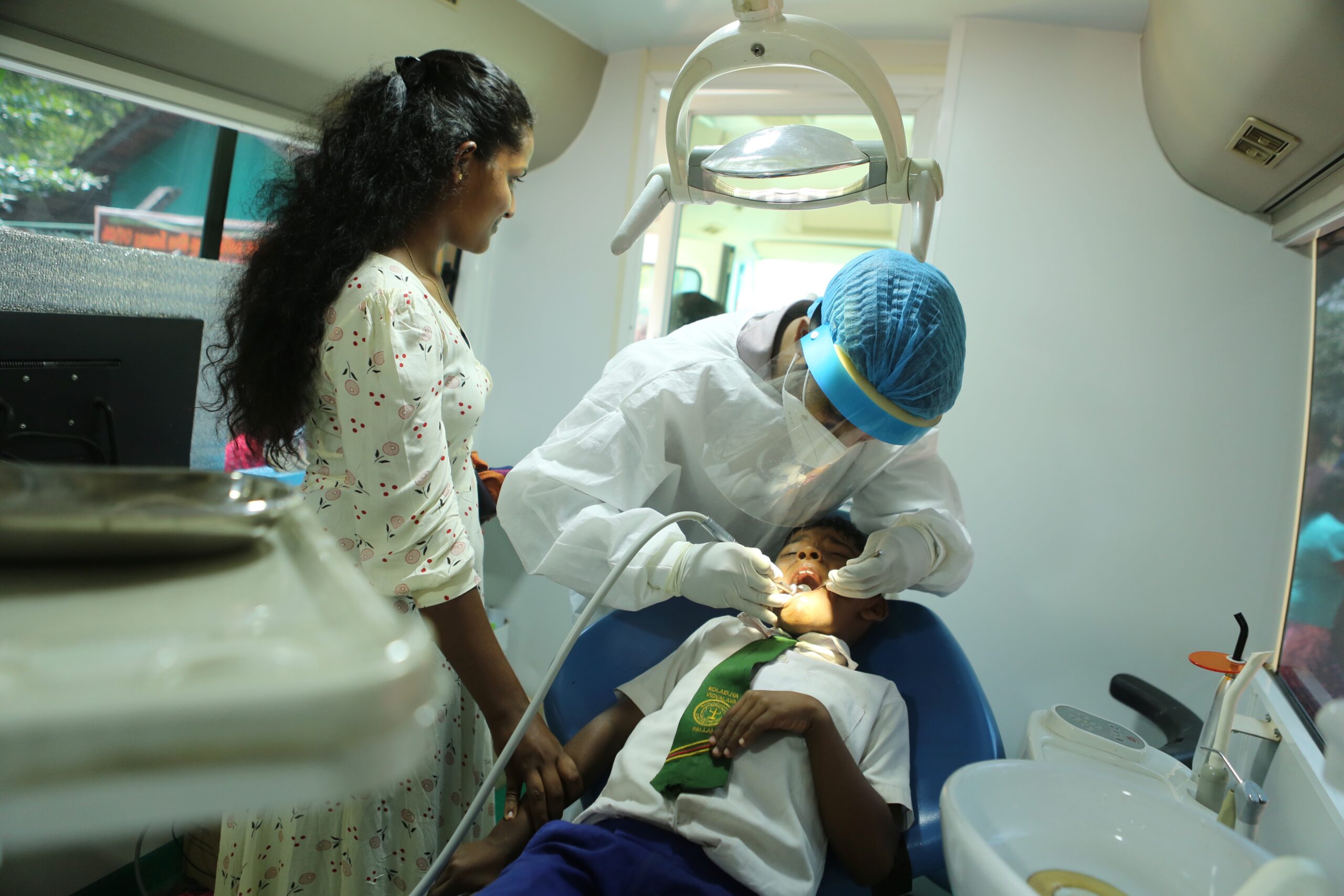 Remembering Brothers a CSR Project by the group of 2000 - Royal College ...