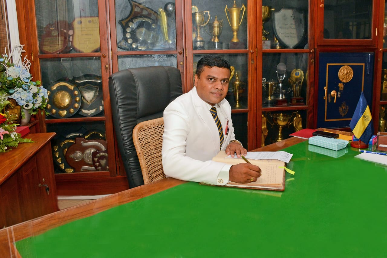 Appointment of Mr.Thilak Waththuhewa as Principal of Royal College ...
